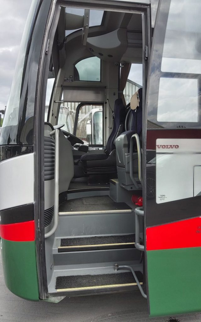 2017 (17) Volvo B11R Jonckheere JHV2 53 Seat Executive Coach | Odyssey ...